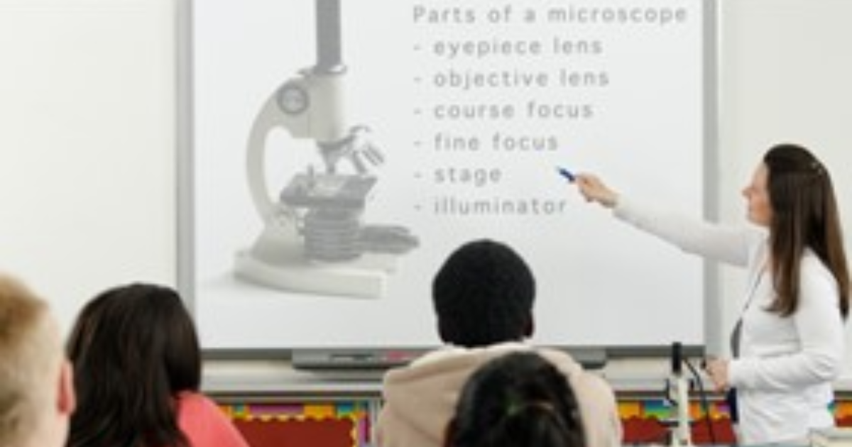 ISTE | Selecting the right display size for classrooms